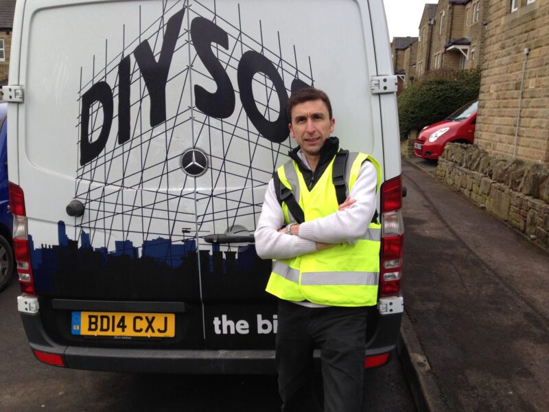 BBC One DIY SOS - Halo Vue